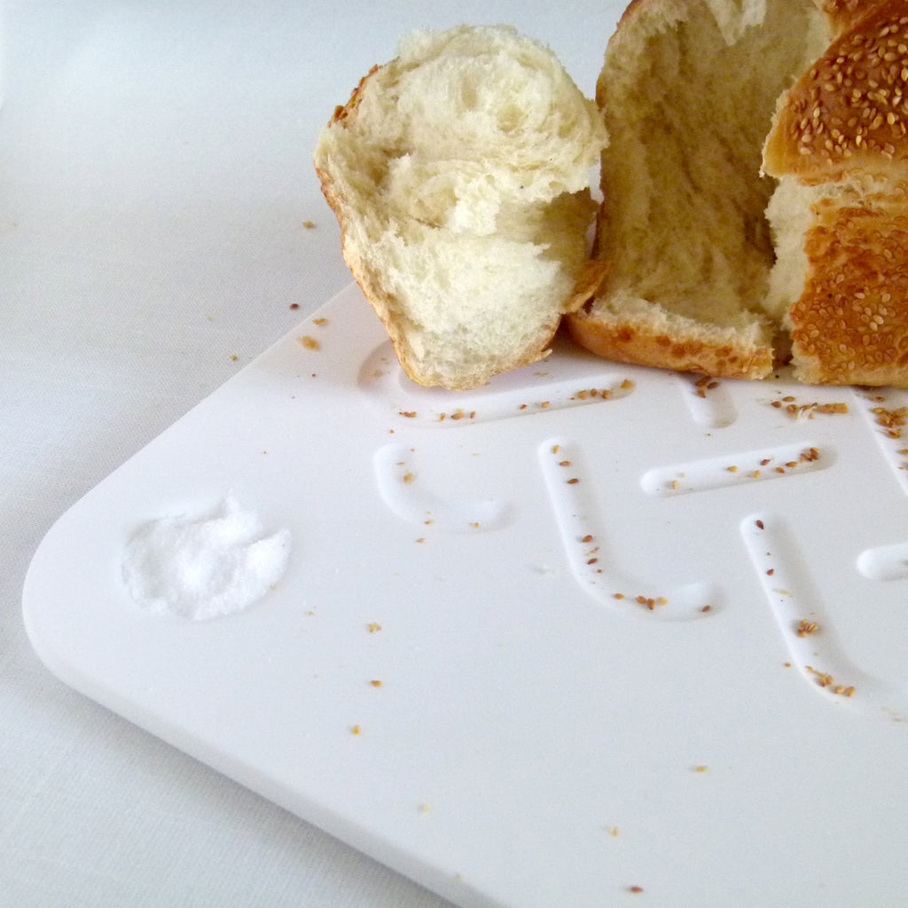 Corian (R) Challah Board - White Minimalist - for Modern Shabbat Table ...