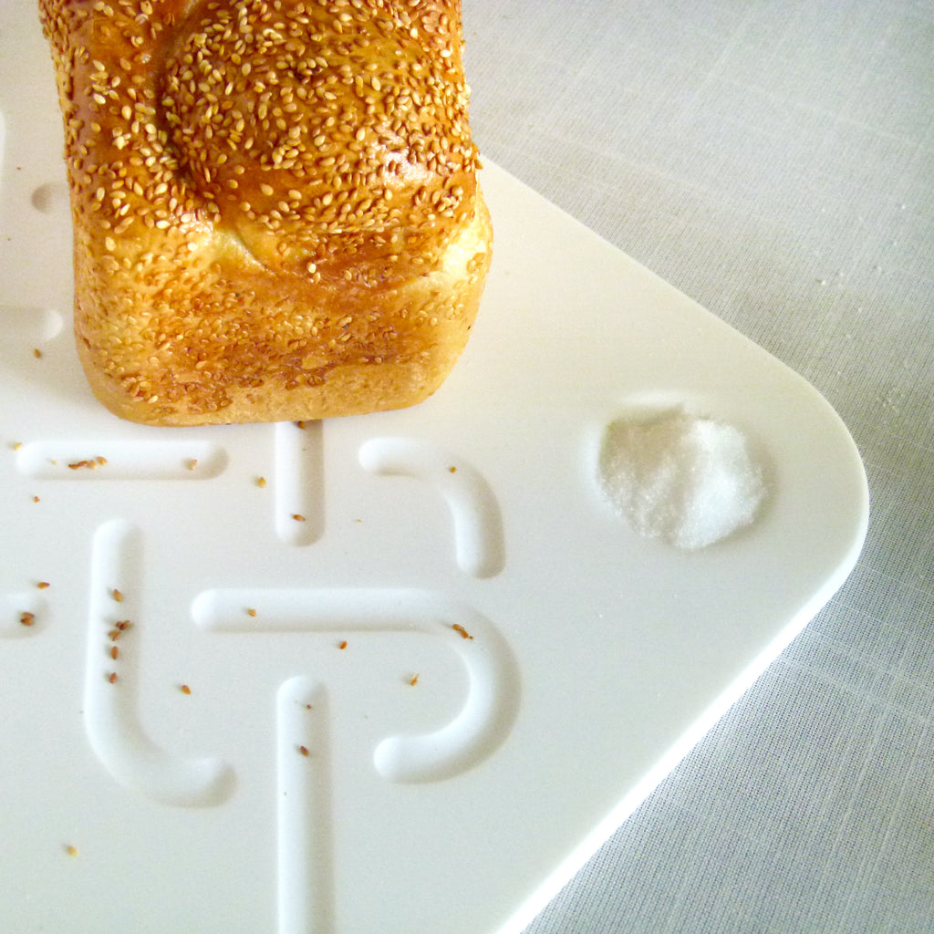 Corian (R) Challah Board - White Minimalist - for Modern Shabbat Table ...